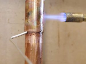 How to Solder Copper Pipe with Water In It - Common Mistakes to Avoid ...